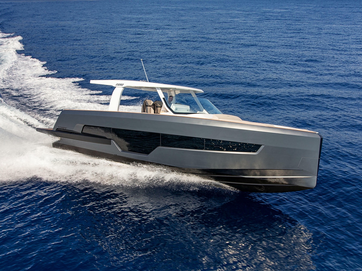 Unveil your dreams with our 6 luxury yacht brands | HanseYachts